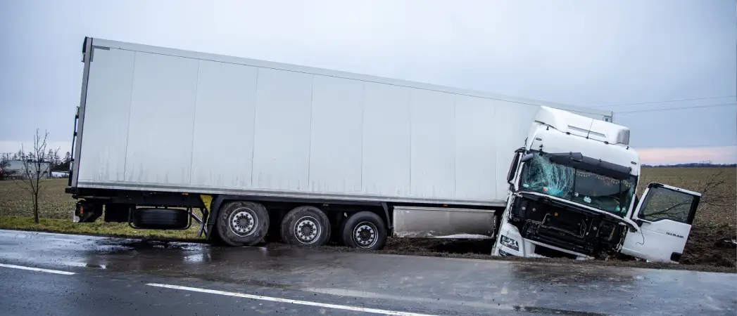 3 tips for avoiding truck accidents | The Lucky Law Firm, PLC 3 tips for avoiding truck accidents | The Lucky Law Firm, PLC
